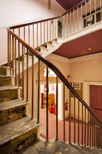 Elizabeth Cleghorn Gaskell-(1810-1865): A short description of her life ...